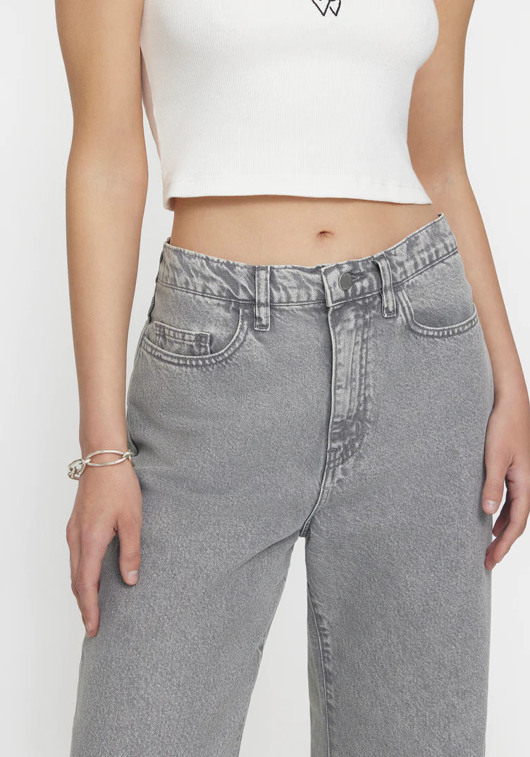 Viktoria & Woods - Tala Collective